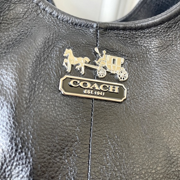 Coach | Bags | Coach Carry All Leather Shoulder Bag Euc | Poshmark